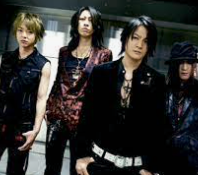 TERUの若い頃のイケメン度。現在は老けすぎで太った？歌い方や声の変化[画像]